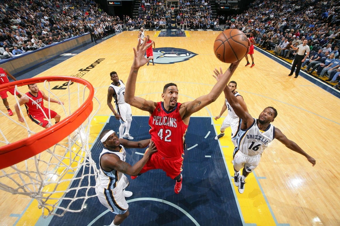 Gallery: Alexis Ajinca Season in Review 2016-17 Photo Gallery | NBA.com