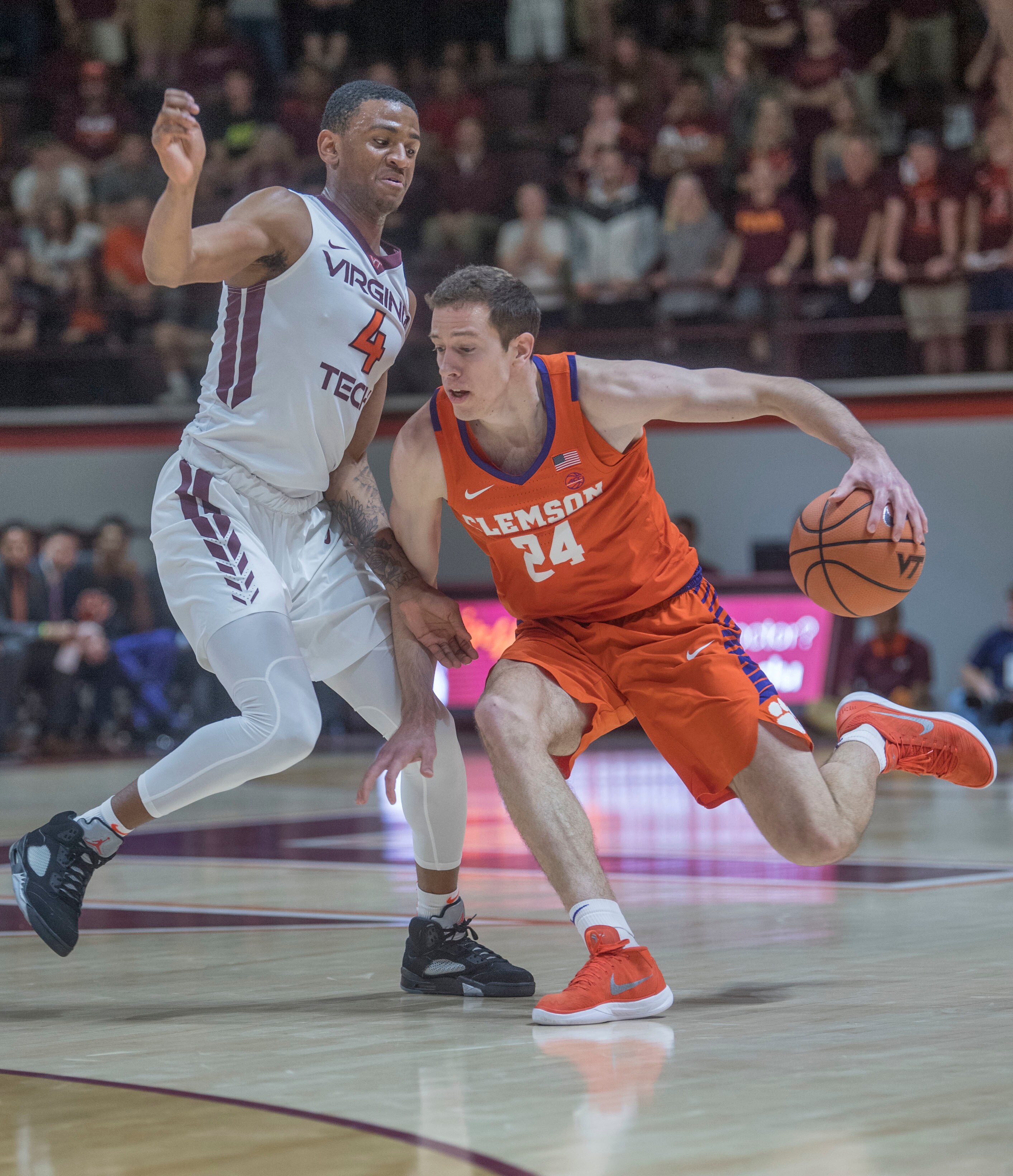 Meet the Team: Nickeil Alexander-Walker Photo Gallery | NBA.com