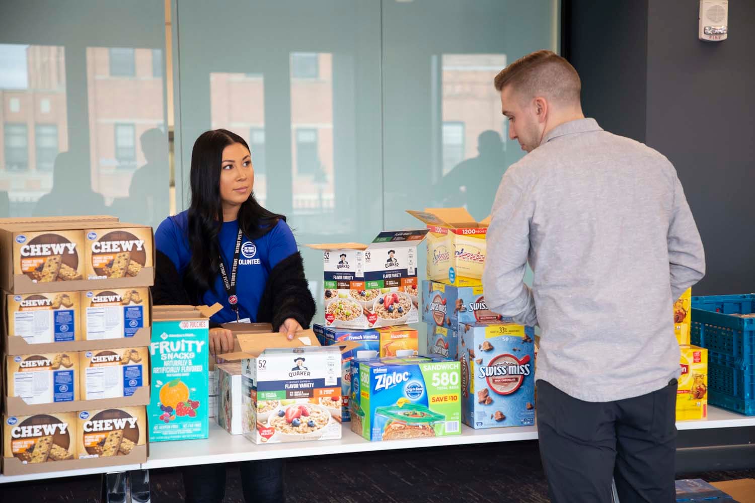 Operation Care Package Photo Gallery | NBA.com