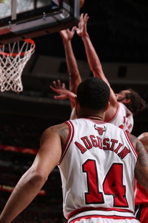 DJ Augustin Photos Photo Gallery | NBA.com