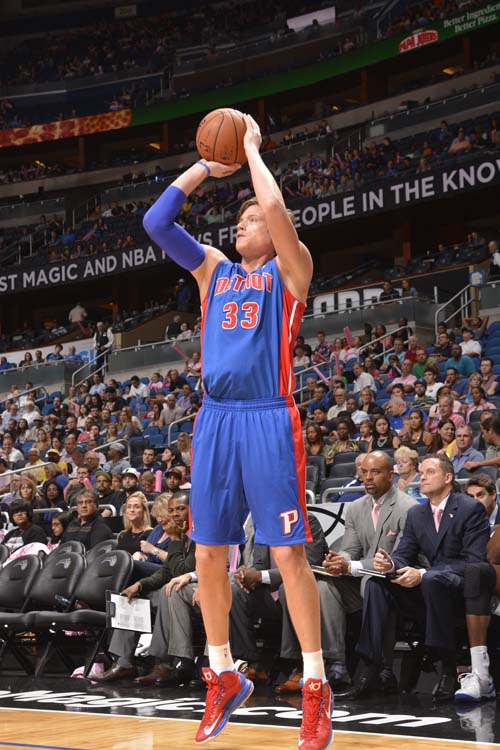 Pistons 86, Magic 87 Photo Gallery | NBA.com