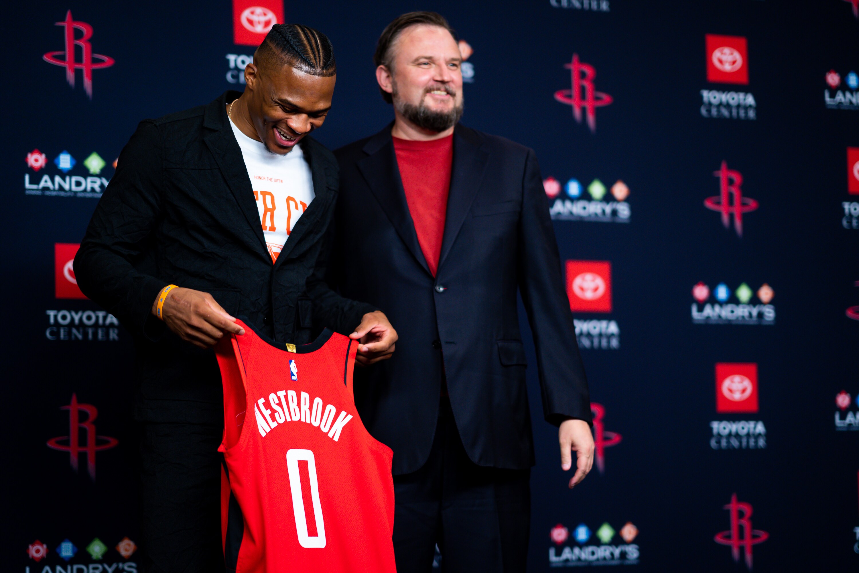 Photos: Westbrook Introduced Photo Gallery | NBA.com