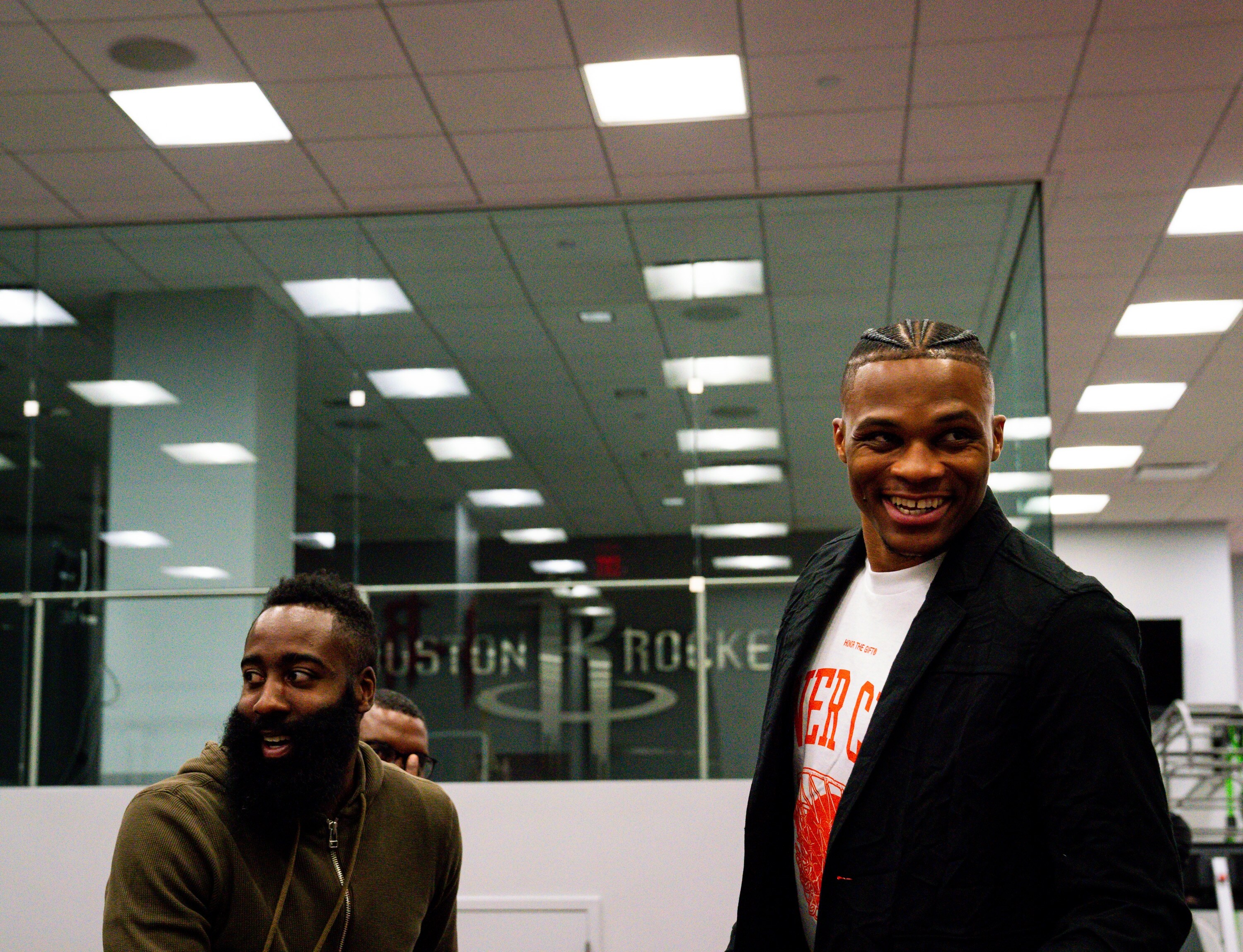 Photos: Westbrook Introduced Photo Gallery | NBA.com