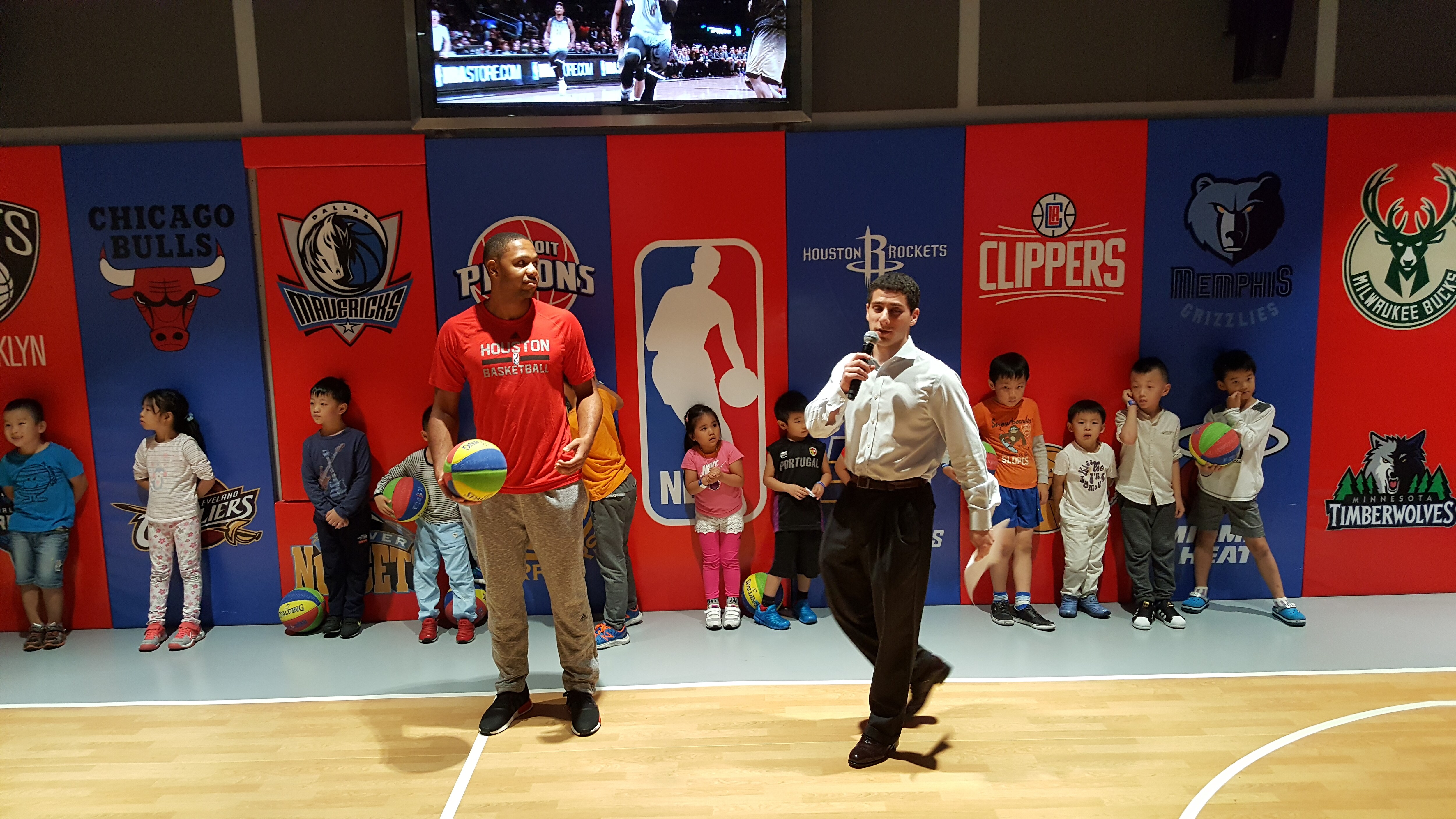 Photos: NBA Playzone at Xintiandi, Shanghai | Houston Rockets