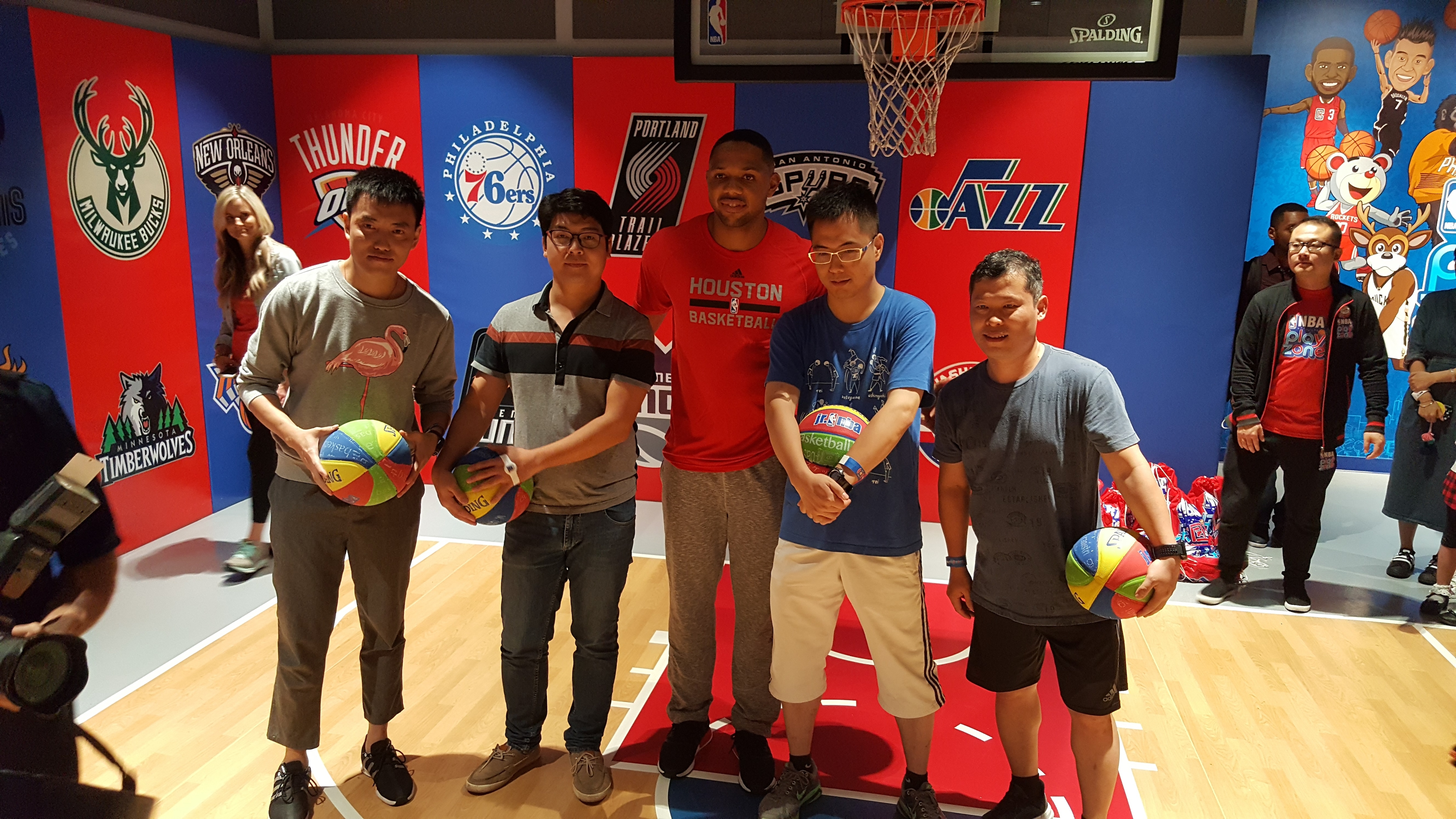 Photos: NBA Playzone at Xintiandi, Shanghai | Houston Rockets