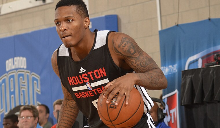 Summer Squad Fizzles in 92-71 Loss to 76ers | Houston Rockets