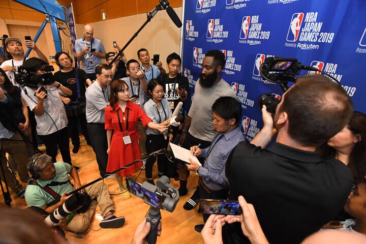 Practice in Tokyo - NBA Japan Games Photo Gallery | NBA.com