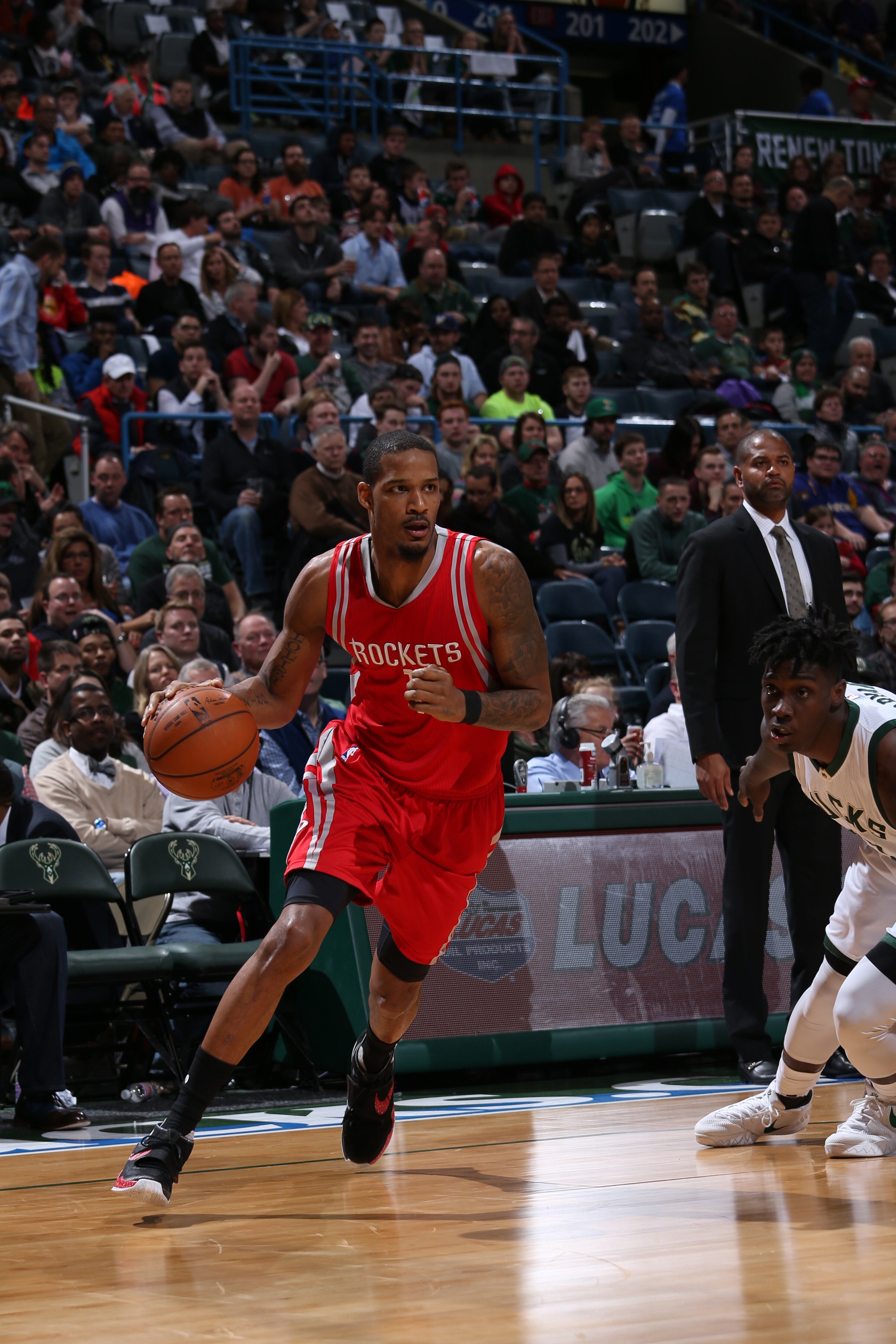 Photos: Rockets vs. Bucks 02/29/16 | Houston Rockets