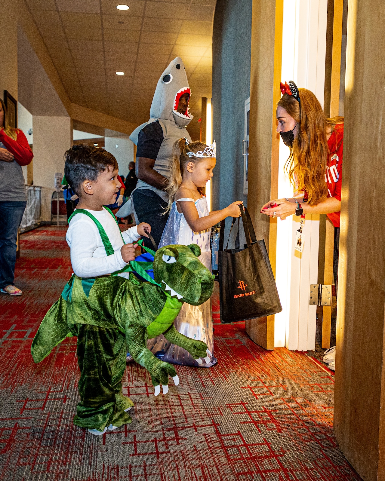 Photos: Tricks & Treats in the Suites | Houston Rockets