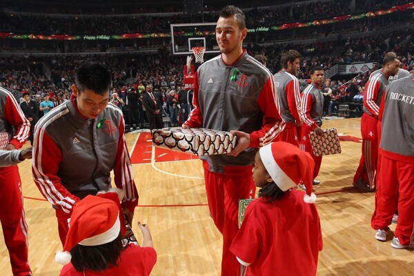 Christmas Day Victory Photo Gallery | NBA.com