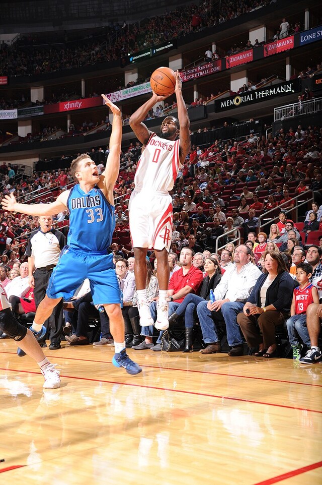 Rockets vs. Mavericks 11/01/2013 Photo Gallery | NBA.com