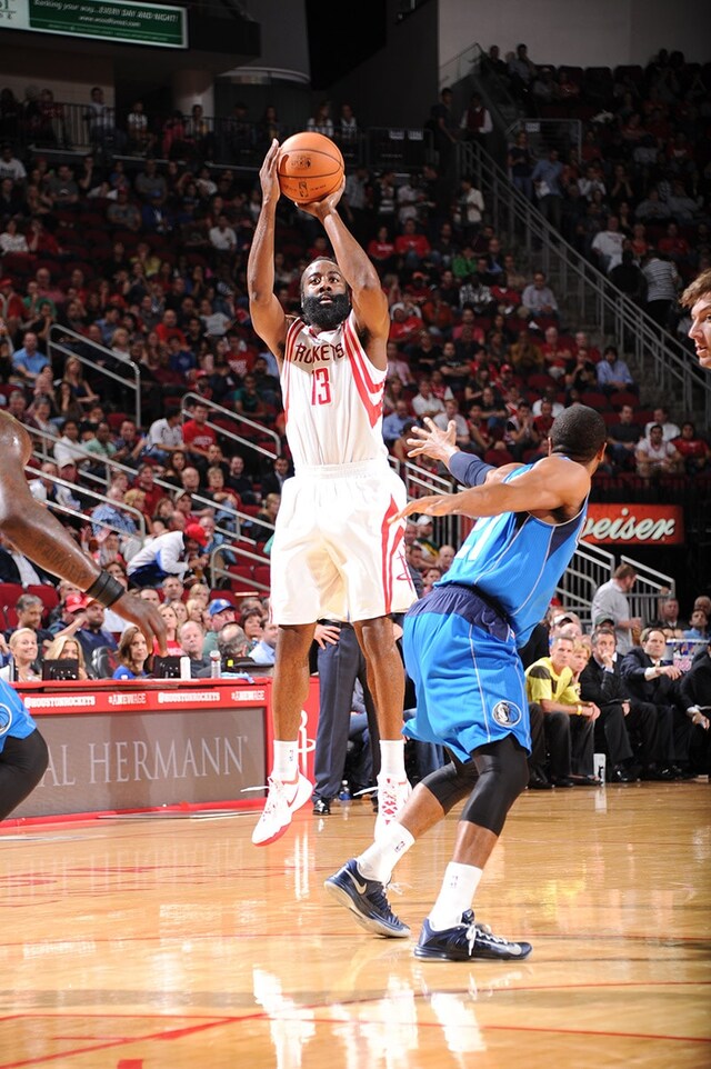 Rockets vs. Mavericks 11/01/2013 Photo Gallery | NBA.com