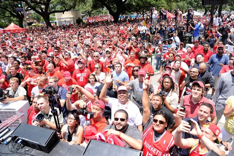 Dwight Howard Fan Rally Photo Gallery | NBA.com