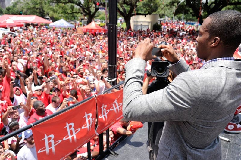Dwight Howard Fan Rally Photo Gallery | NBA.com
