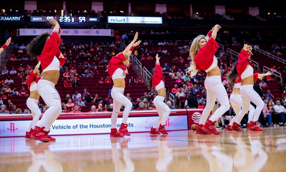 RPD Photos: 10-9-2018 vs Sharks Photo Gallery | NBA.com