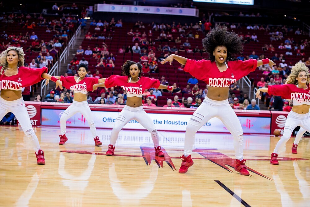 RPD Photos: 10-9-2018 vs Sharks Photo Gallery | NBA.com