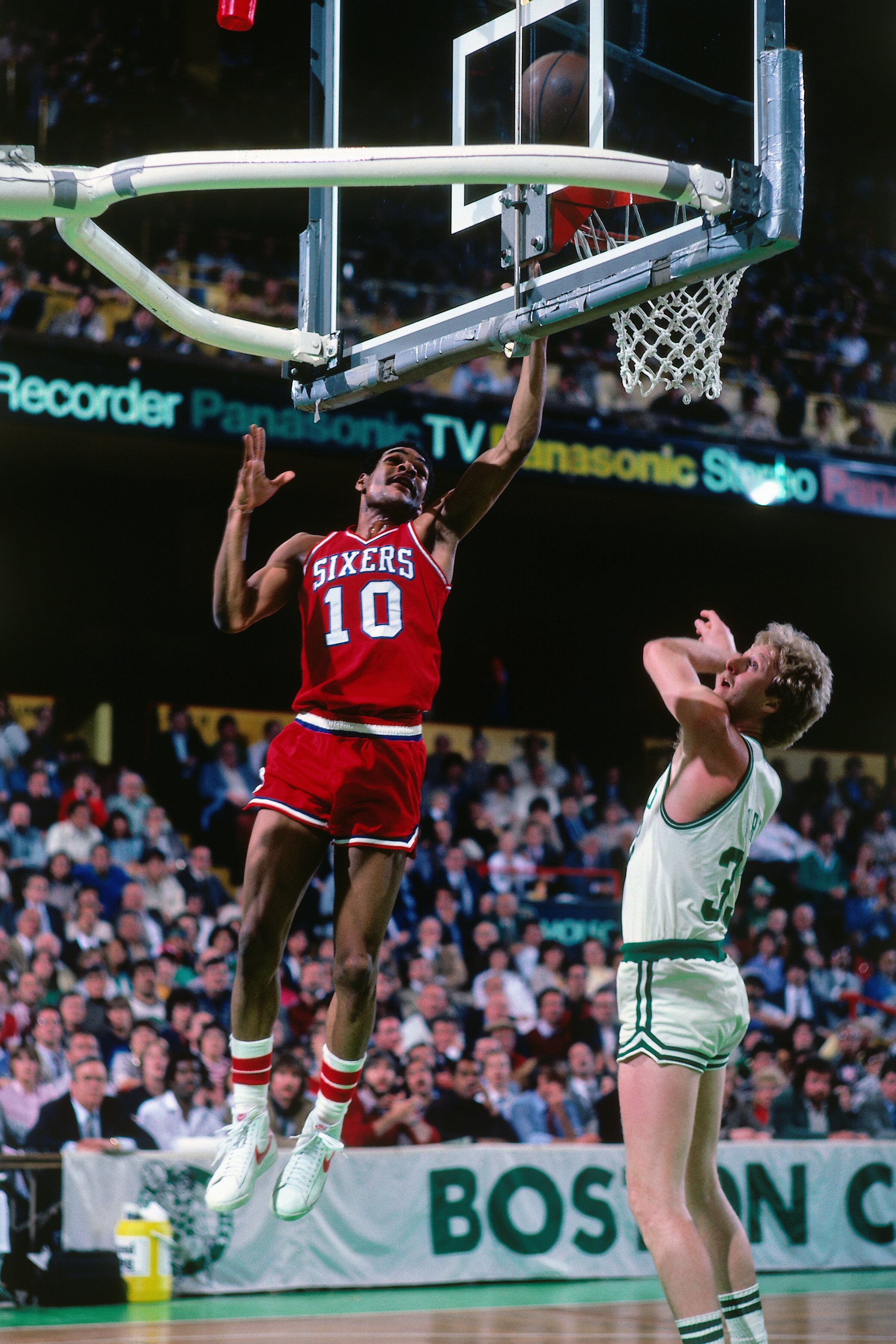 Maurice Cheeks | 2018 Hall of Fame Inductee Photo Gallery | NBA.com