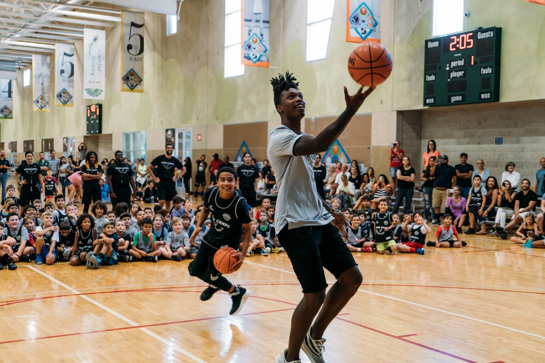 Spurs Camp with Lonnie Photo Gallery | NBA.com