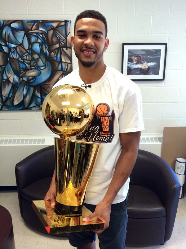 Larry visits Cory's High School and the SportsNet Set Photo Gallery ...