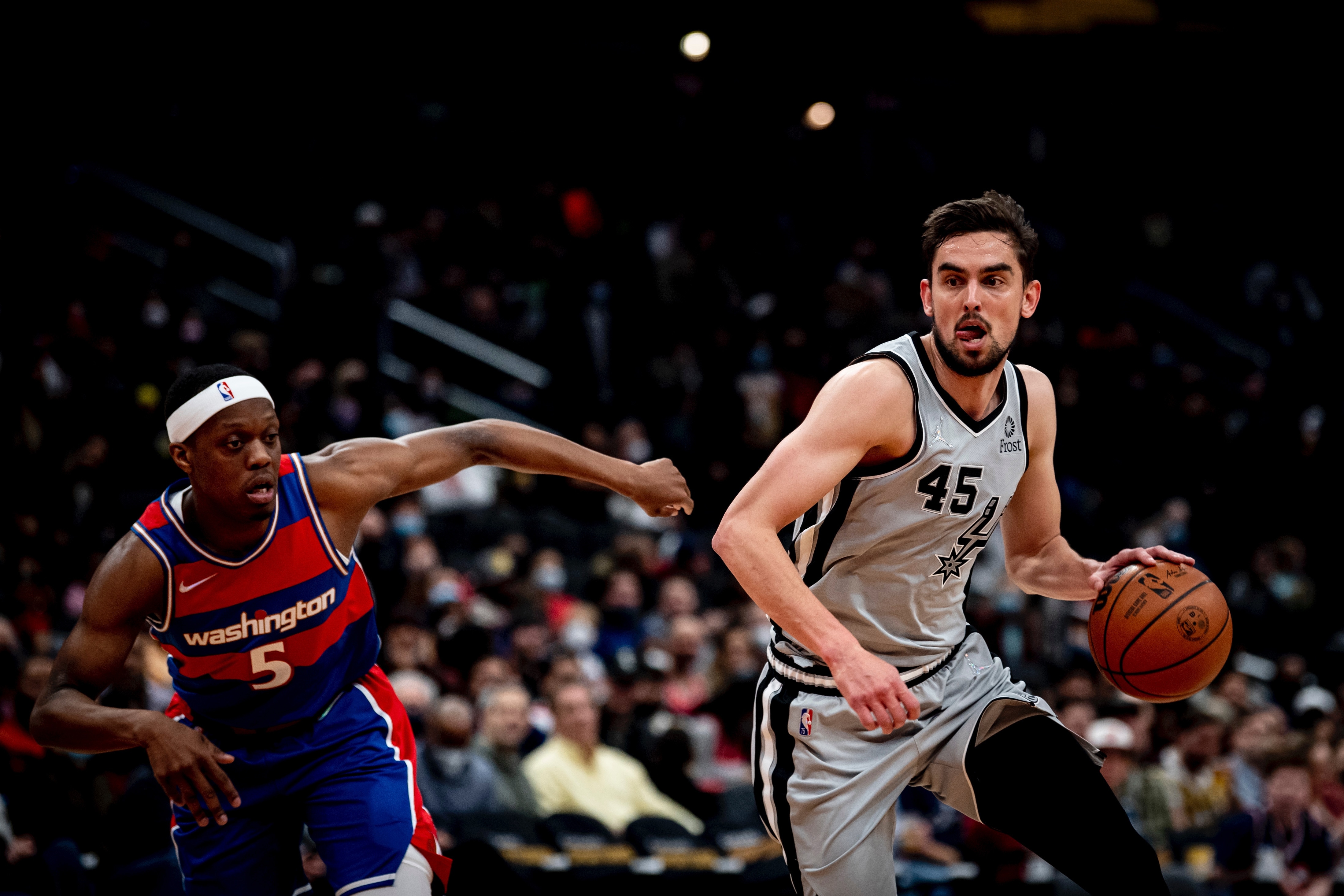 Photos: Spurs vs Wizards 2/25 Photo Gallery | NBA.com
