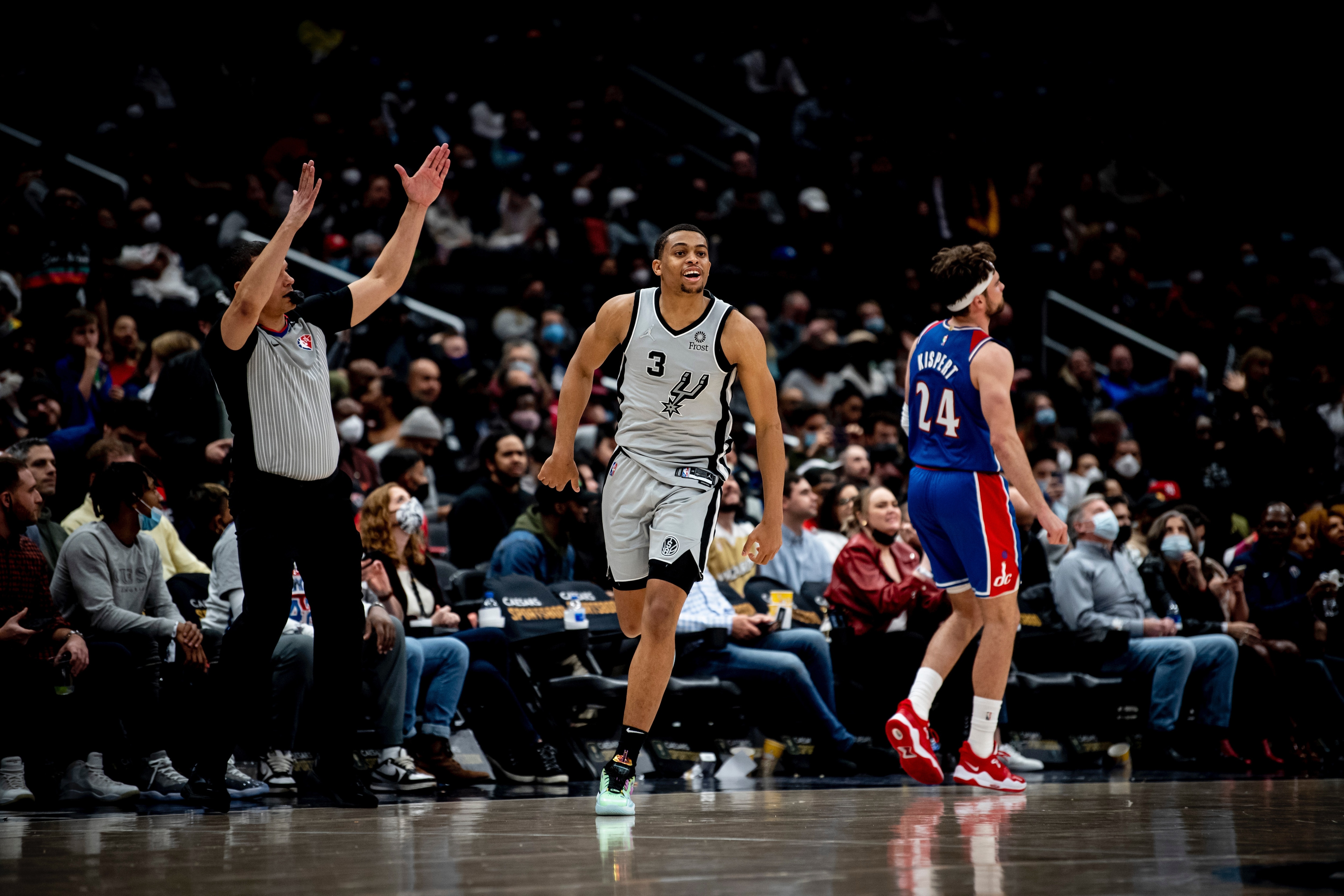 Photos: Spurs vs Wizards 2/25 Photo Gallery | NBA.com