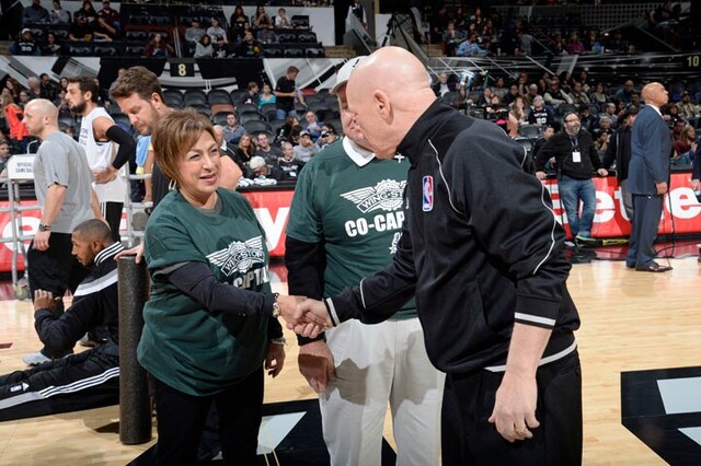 Spurs vs. Wizards - 1/3/15 Photo Gallery | NBA.com