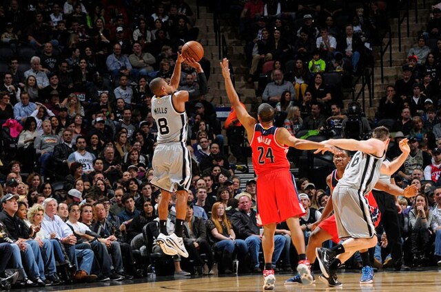Spurs vs. Wizards - 1/3/15 Photo Gallery | NBA.com