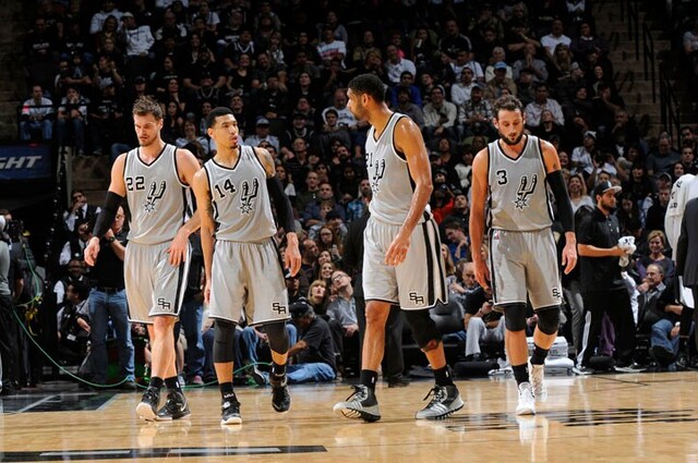 Spurs vs. Wizards - 1/3/15 Photo Gallery | NBA.com