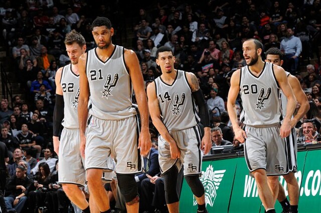 Spurs vs. Wizards - 1/3/15 Photo Gallery | NBA.com