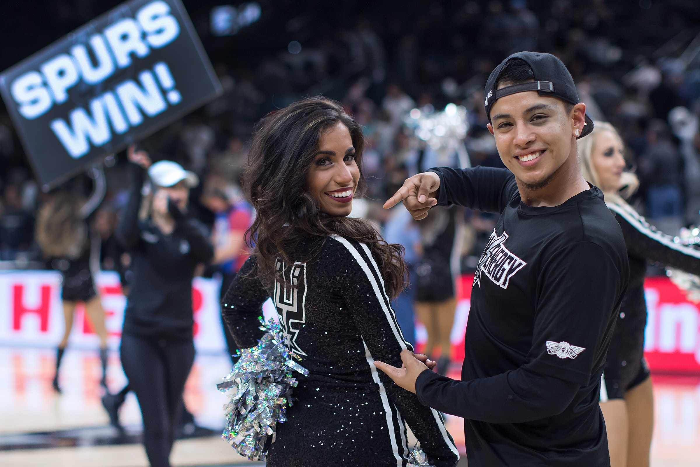 Silver Dancers: December 2017 | San Antonio Spurs