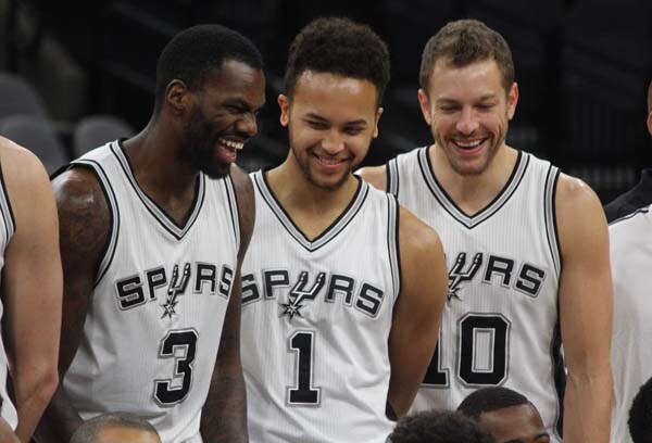 Behind-the-Scenes at Team Photo Day Photo Gallery | NBA.com