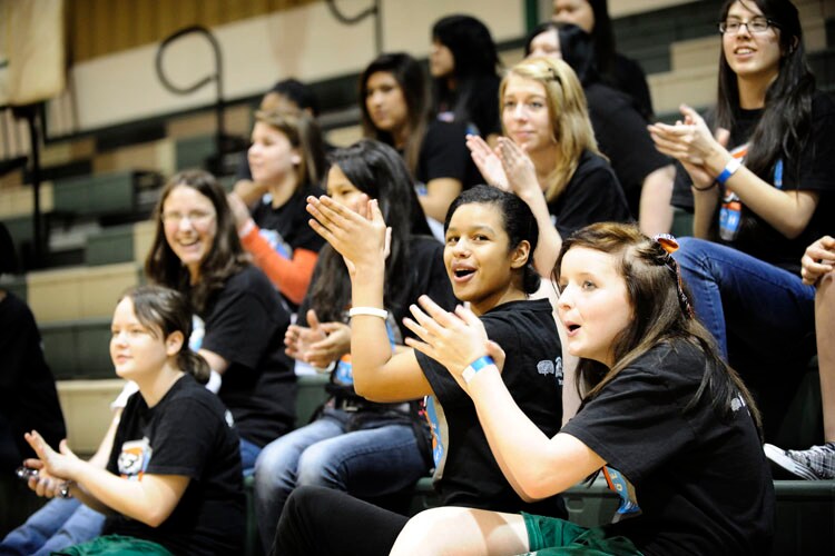 Team Up Challenge - Kitty Hawk Middle School | San Antonio Spurs