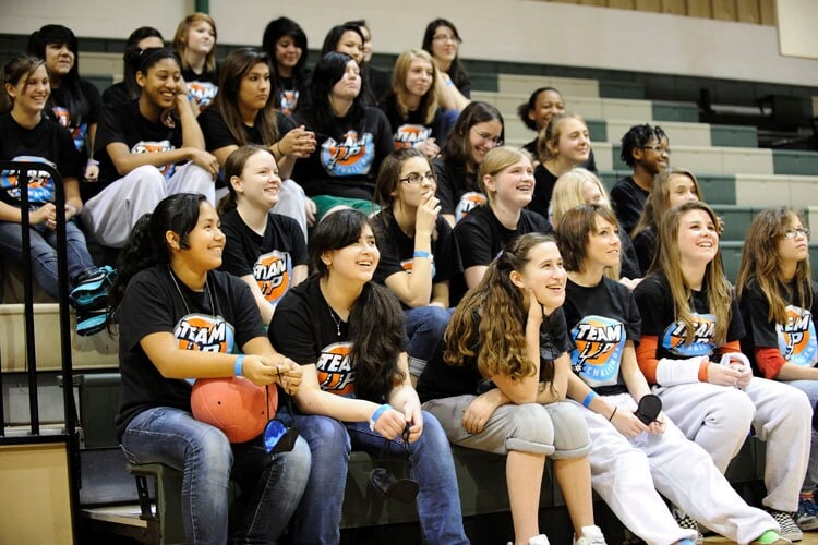 Team Up Challenge - Kitty Hawk Middle School | San Antonio Spurs