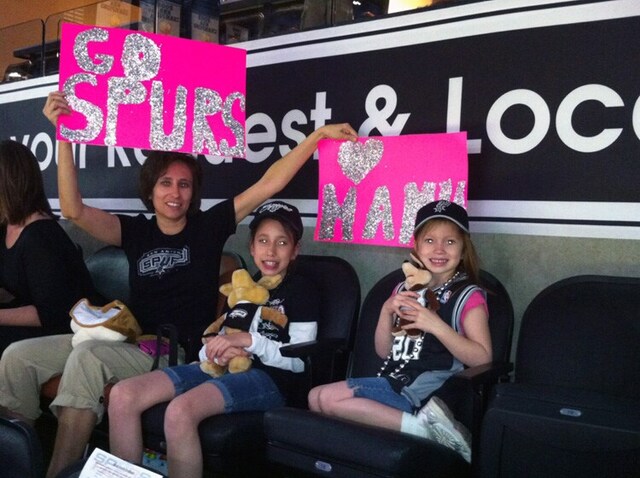 Spurs Fans Are Electrified for Playoffs Photo Gallery | NBA.com