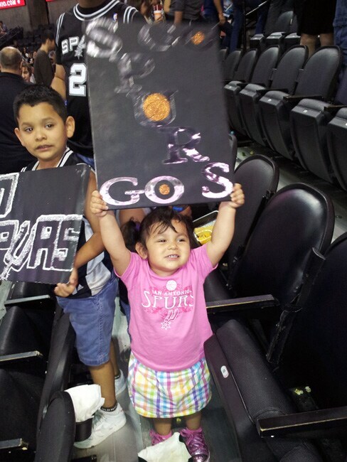 Spurs Fans Are Electrified for Playoffs Photo Gallery | NBA.com