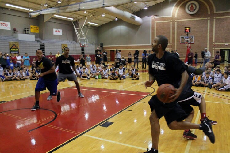 Tony Parker Visits Basketball Camp 6/11/12 Photo Gallery | NBA.com