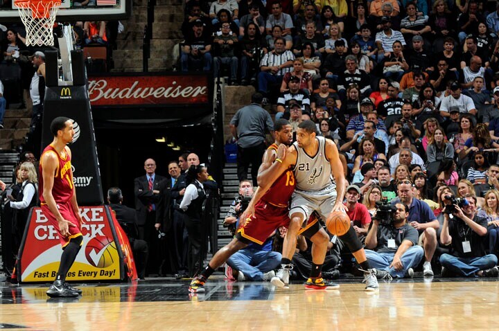 Spurs vs. Cavaliers - 3.16.13 Photo Gallery | NBA.com