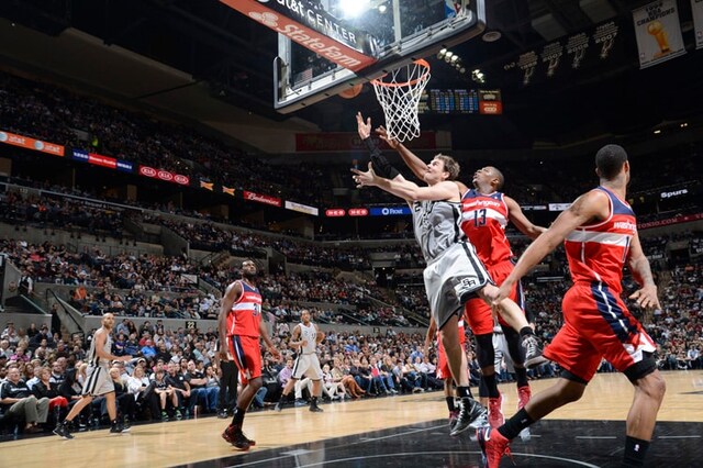 Spurs vs Wizards - 2/2/13 Photo Gallery | NBA.com