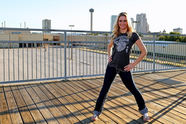 Sasha 2013 Photo Gallery | NBA.com