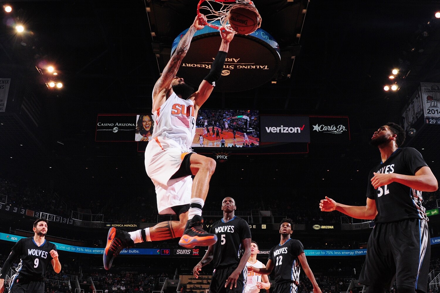 Suns Snapshot: Suns vs Wolves Photo Gallery | NBA.com