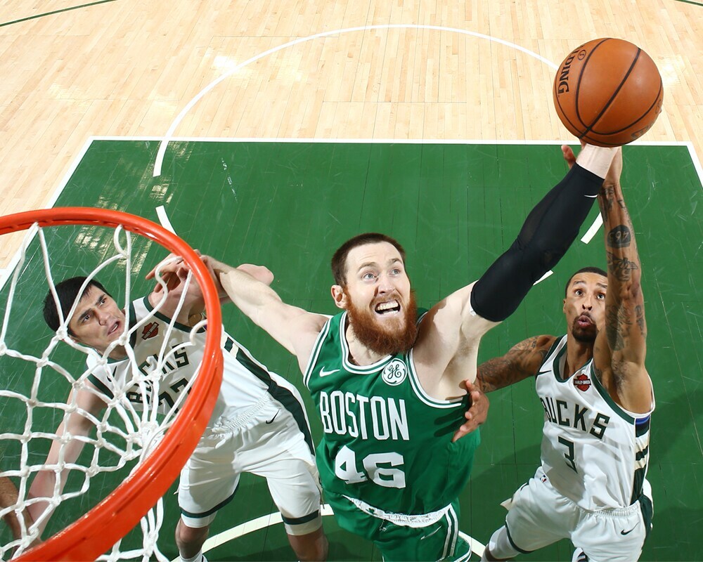 Baynes to Phoenix! Photo Gallery | NBA.com