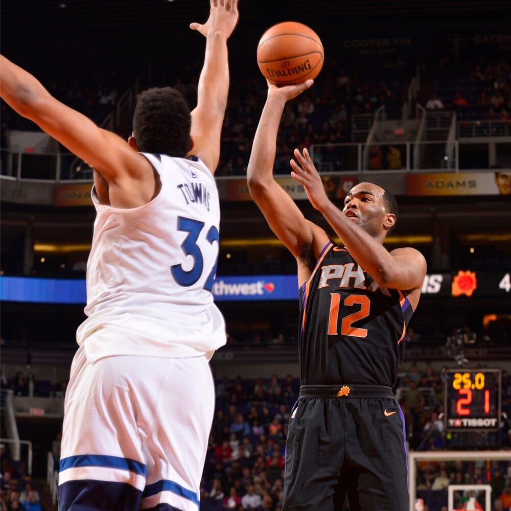 2018-19 Suns Snapshot: Suns at Wolves Photo Gallery | NBA.com