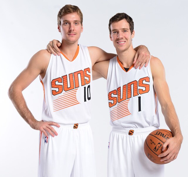 Brotherly Love Photo Gallery | NBA.com