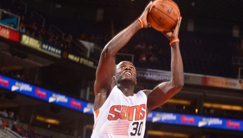 Suns Sign Earl Barron For Remainder Of Season | Phoenix Suns