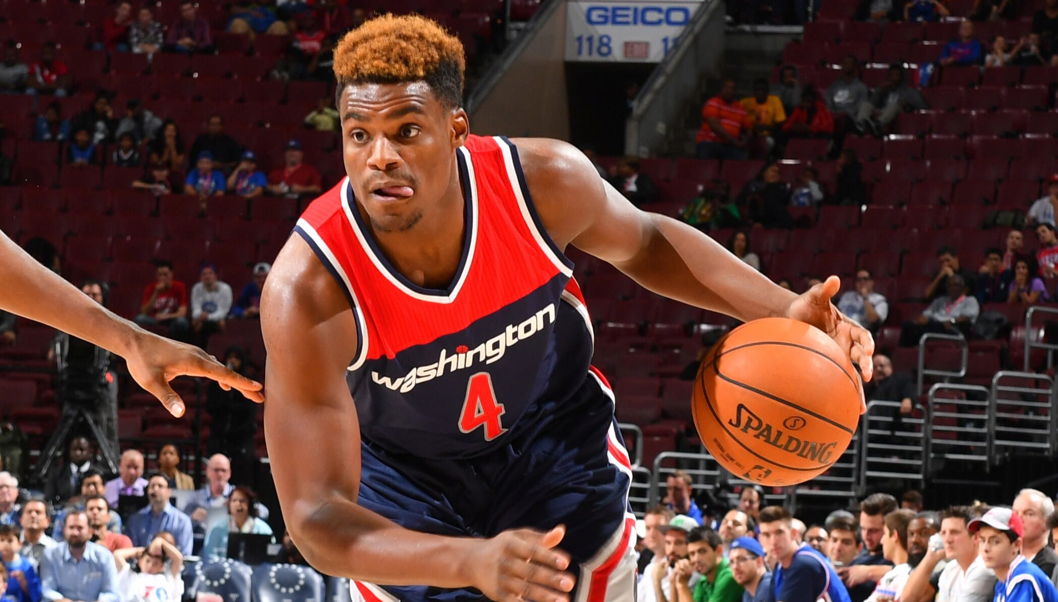 Suns Sign Danuel House | Phoenix Suns