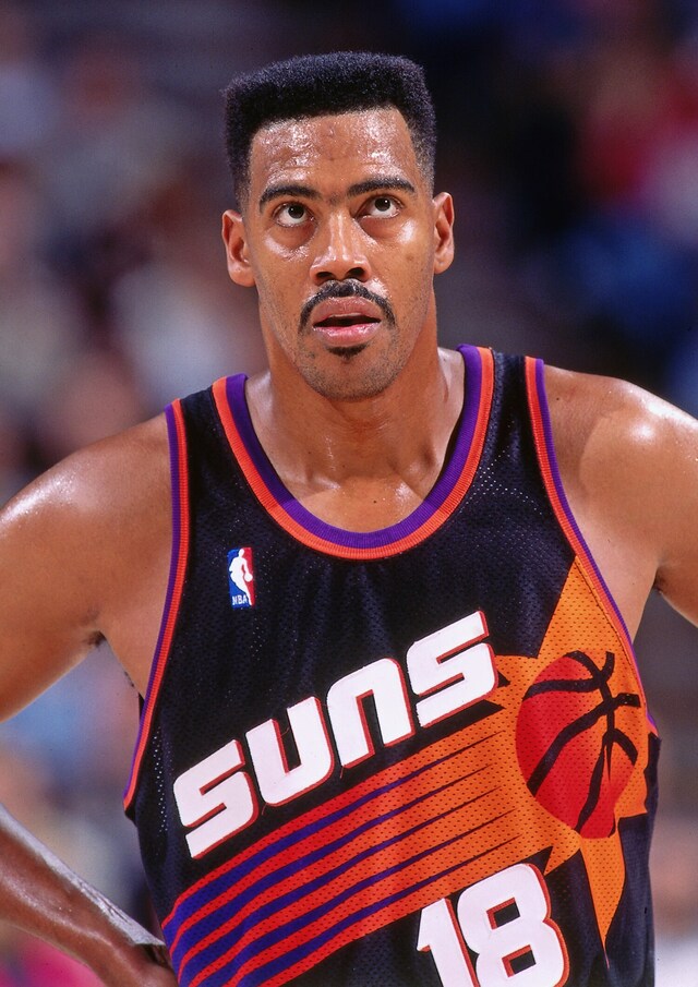 Remembering John "Hot Rod" Williams Photo Gallery | NBA.com