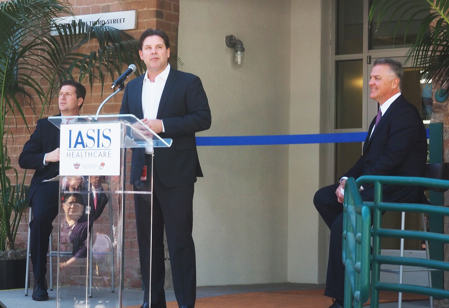 Suns, Mercury and Iasis: New Multi Specialty Clinic | Phoenix Suns