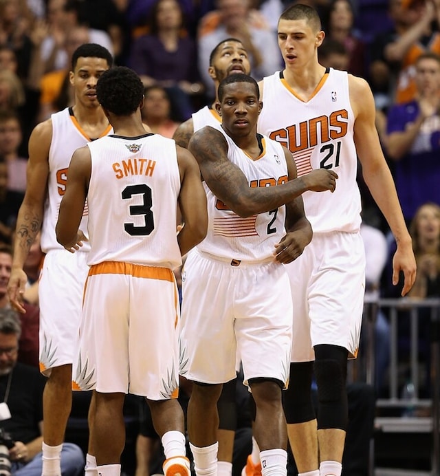 Ish Smith Photo Gallery | NBA.com