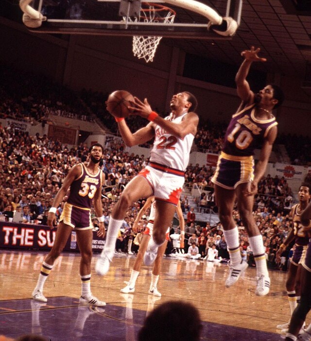Through the Years: Suns vs Lakers Photo Gallery | NBA.com