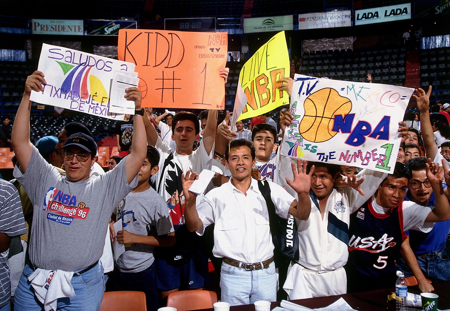 South of the Border with the Suns Photo Gallery | NBA.com